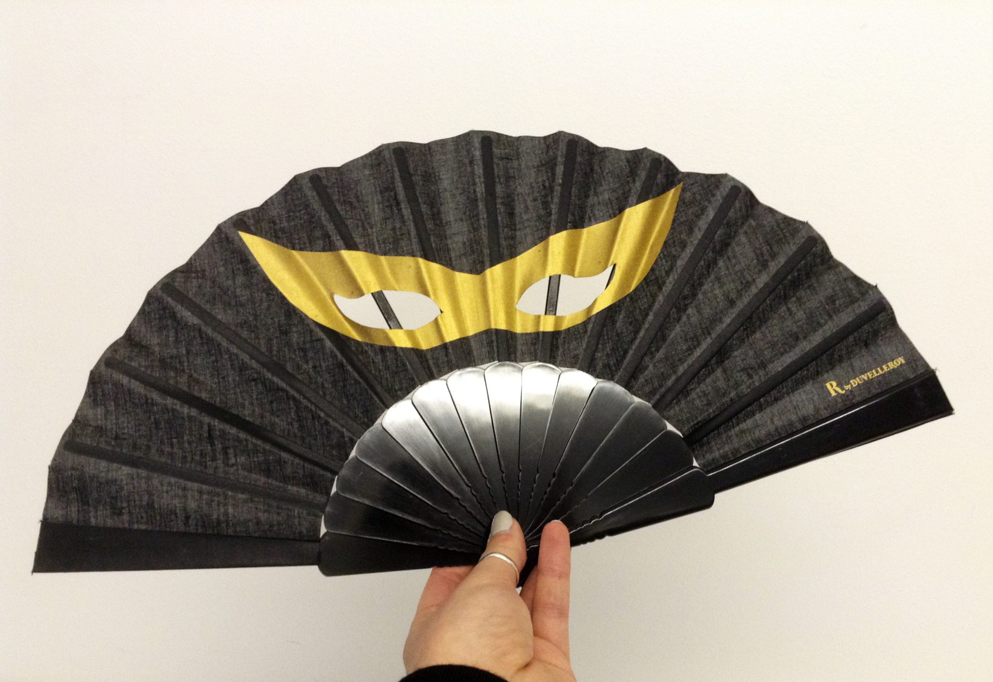 Duvelleroy Mask Fan | The Fan Museum