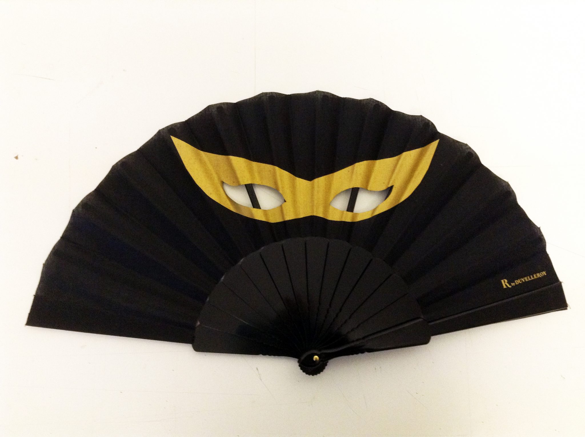Duvelleroy Mask Fan | The Fan Museum